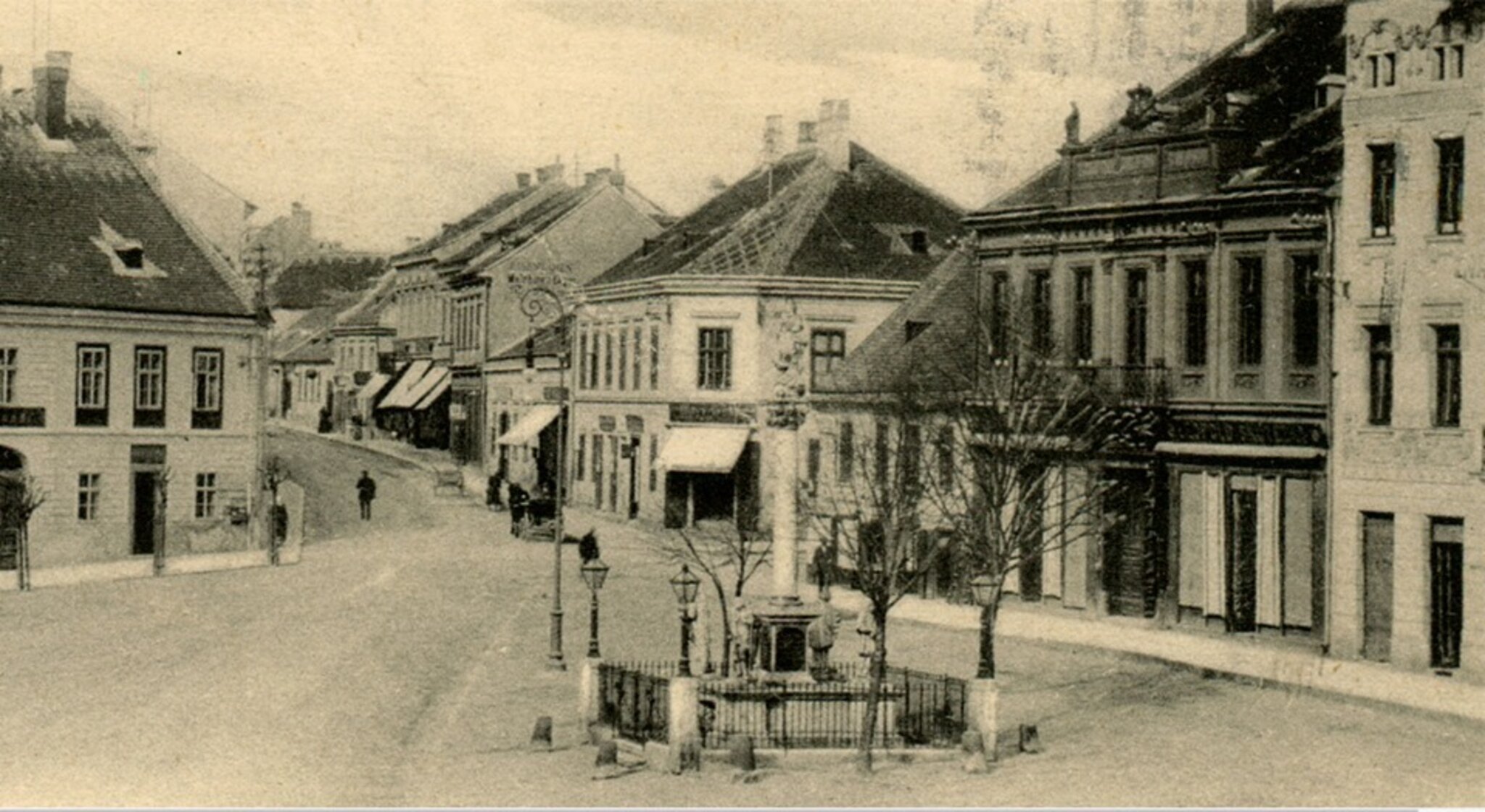 Damals und Heute KW 14/2022: Hauptplatz Hollabrunn - Hollabrunn