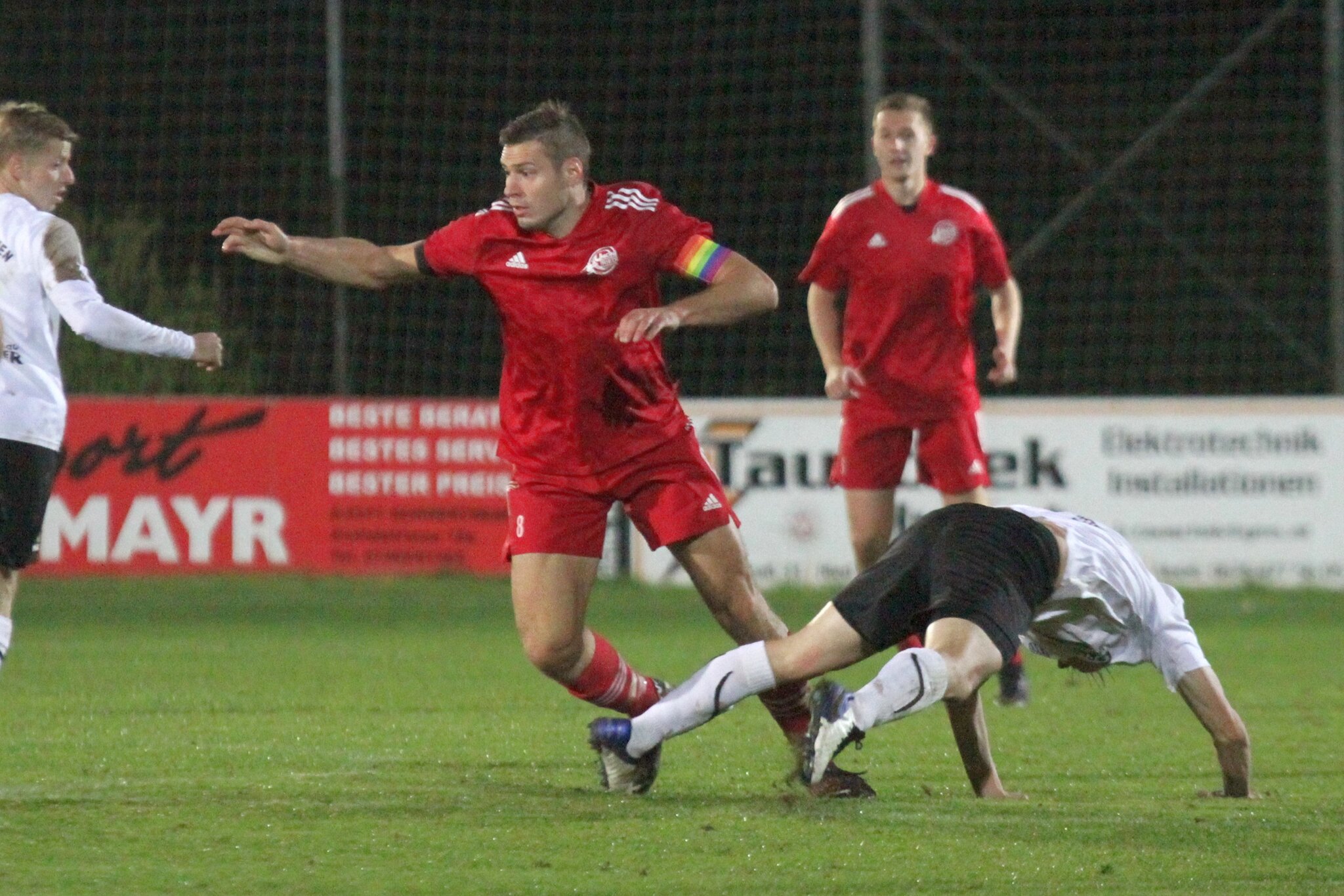BL-Ost: Ried überläuft im Derby Renner-Elf. Wieder Tabellenführung! - Perg