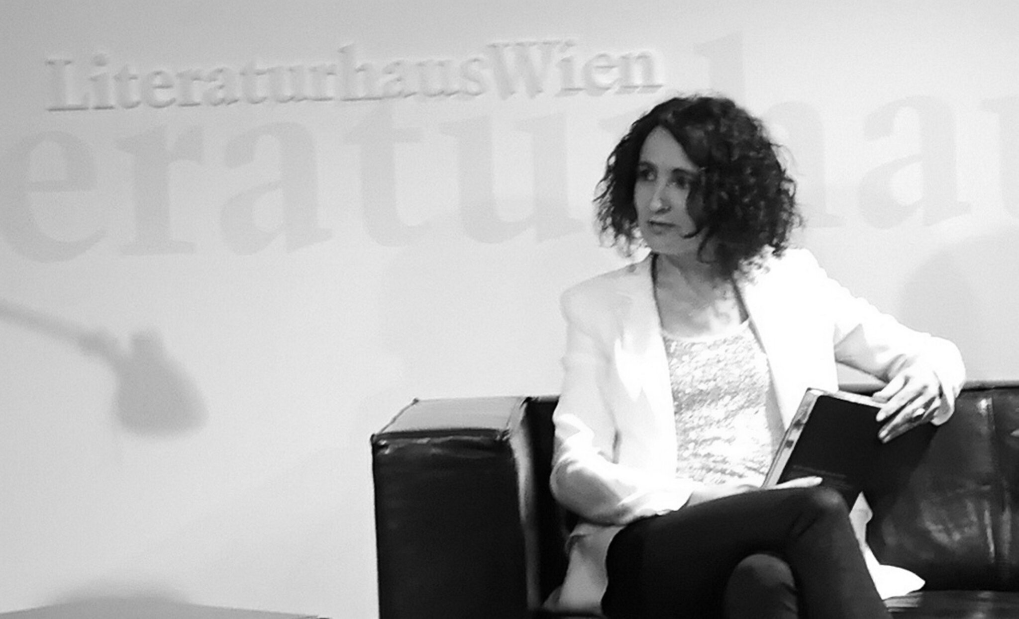 ANN COTTEN, REGINA HILBER und MICHAEL STAVARIC: Literatur ON THE ROAD ...