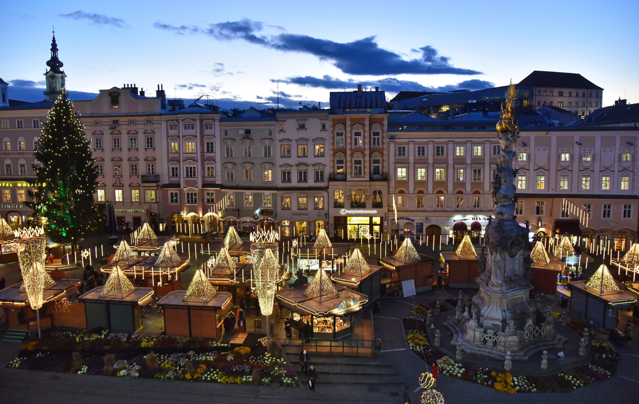 Linzer Weihnachtsmärkte: Besucher brauchen heuer bunte Eintrittsbänder ...