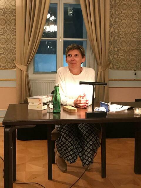 Bibliothek: Beate Maly las Mord am Eis - Hollabrunn
