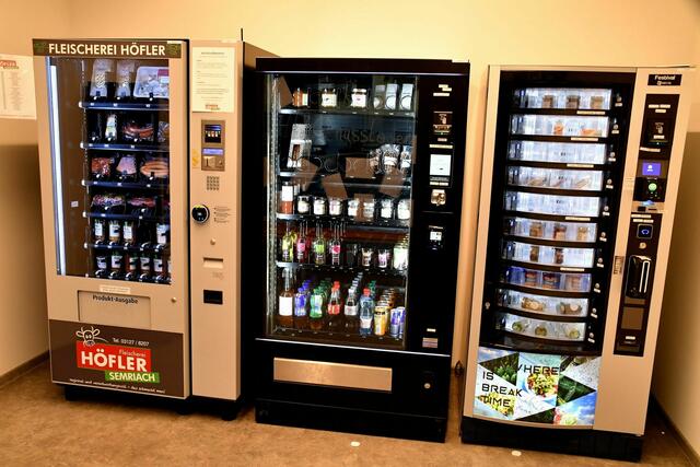 (+Bildergalerie) Semriach: Cafe.Rauch mit Pauken und Trompeten eröffnet ...