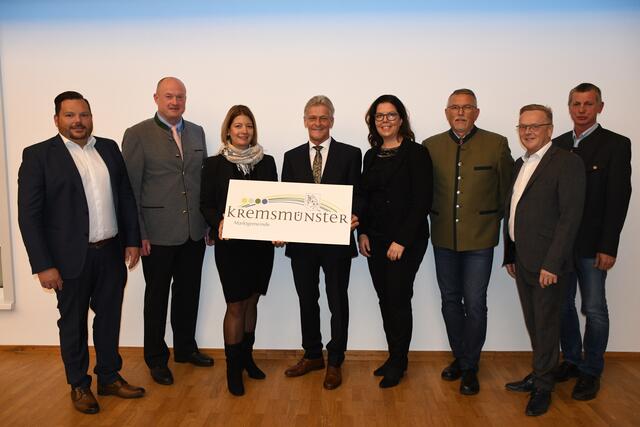 Kremsmünster: „Ich gelobe“: 18 neue Mitglieder im Gemeinderat - Kirchdorf
