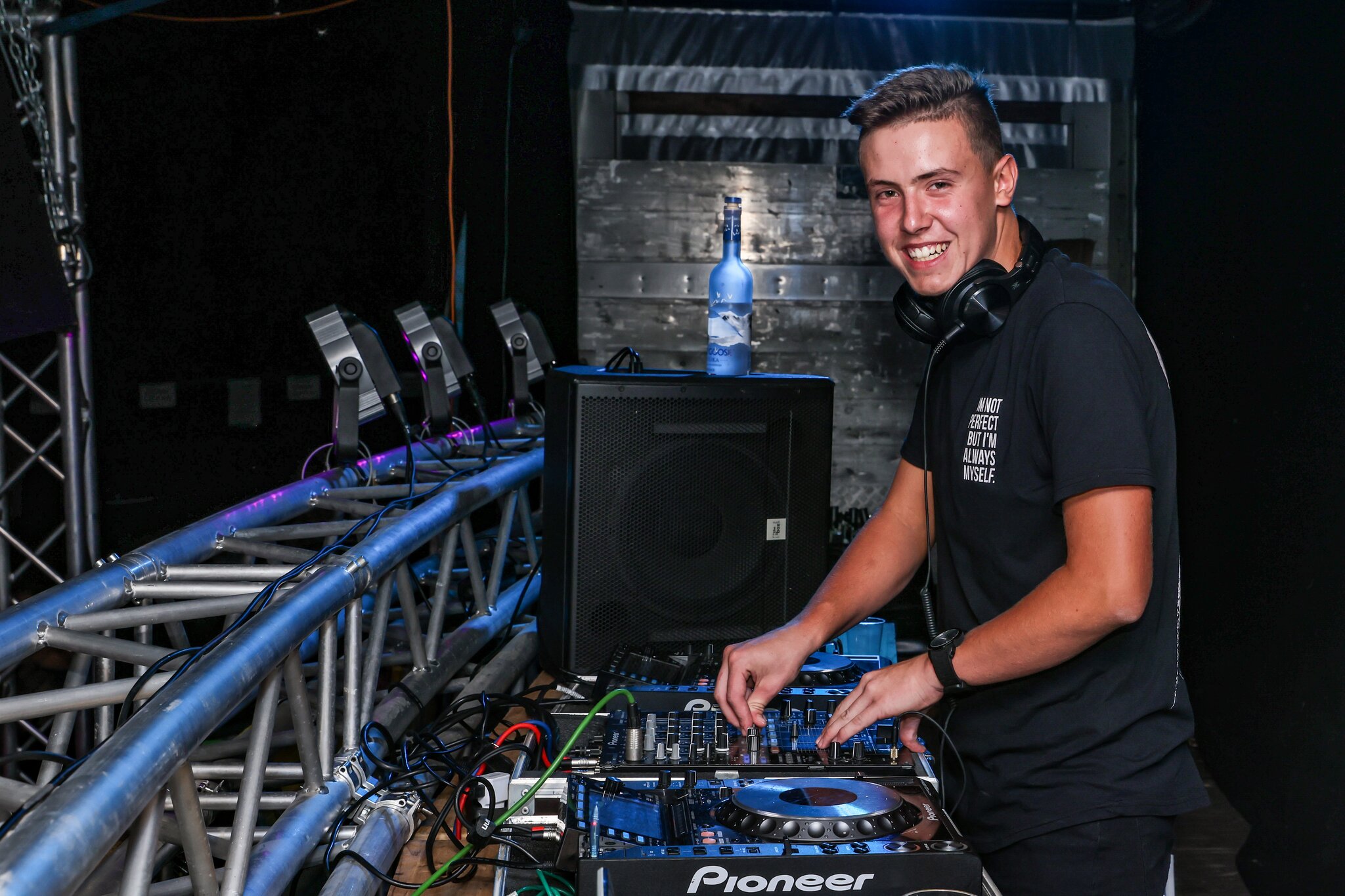 Interview: DJ SKLU träumt von Gigs auf großen Partys und Festivals ...