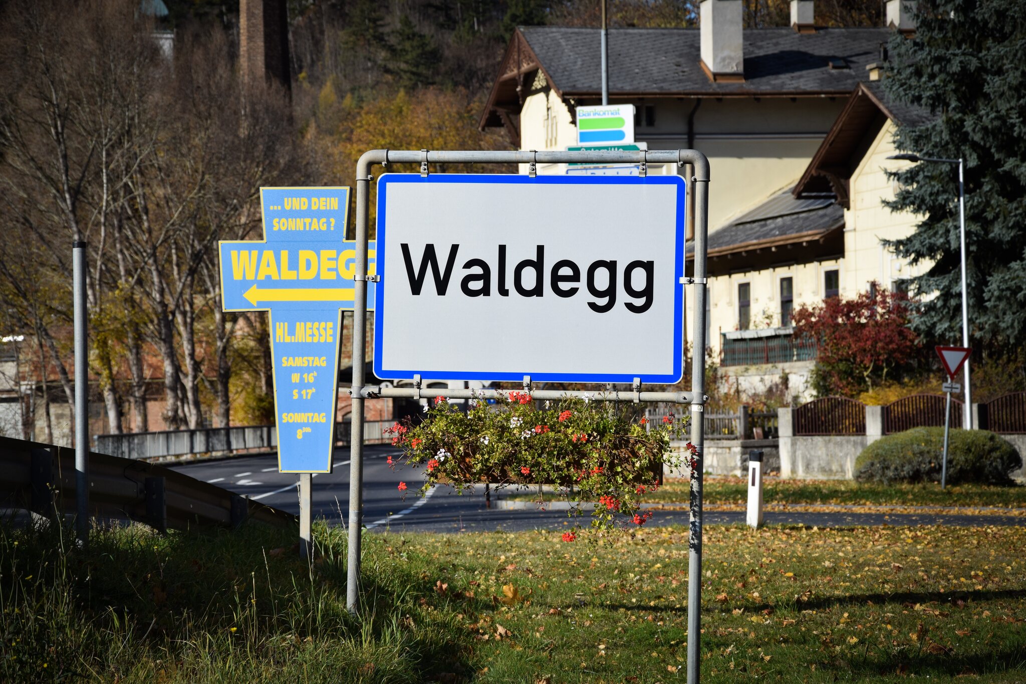 herbstlich: Spaziergang an der Piesting in Waldegg - Wiener Neustadt