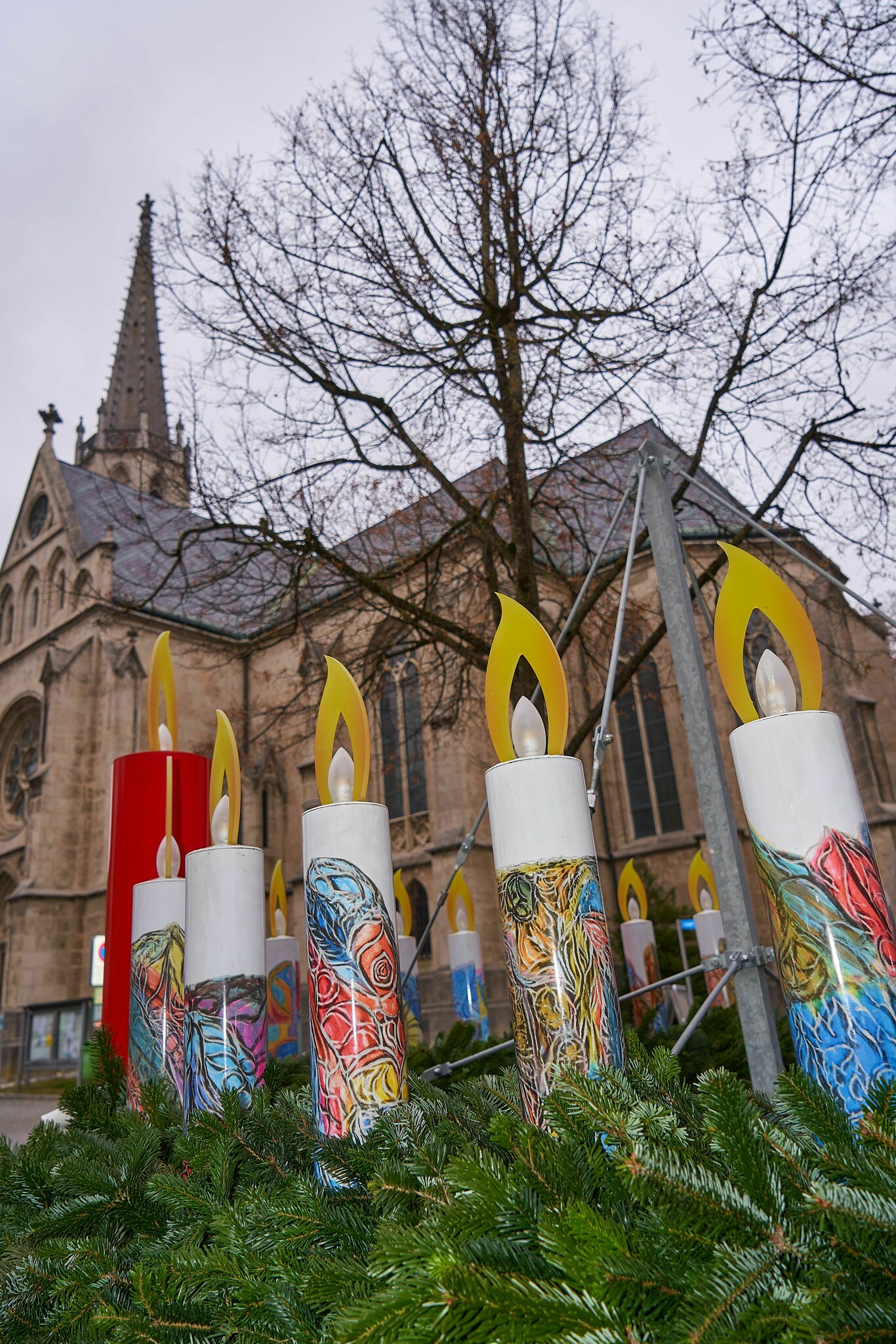 BAD HALL - DIAKONIE: Kunstvoller neuer Adventkranz erinnert an Ur ...