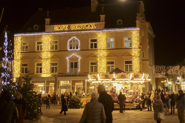 Advent in Baden öffnet wieder - Baden