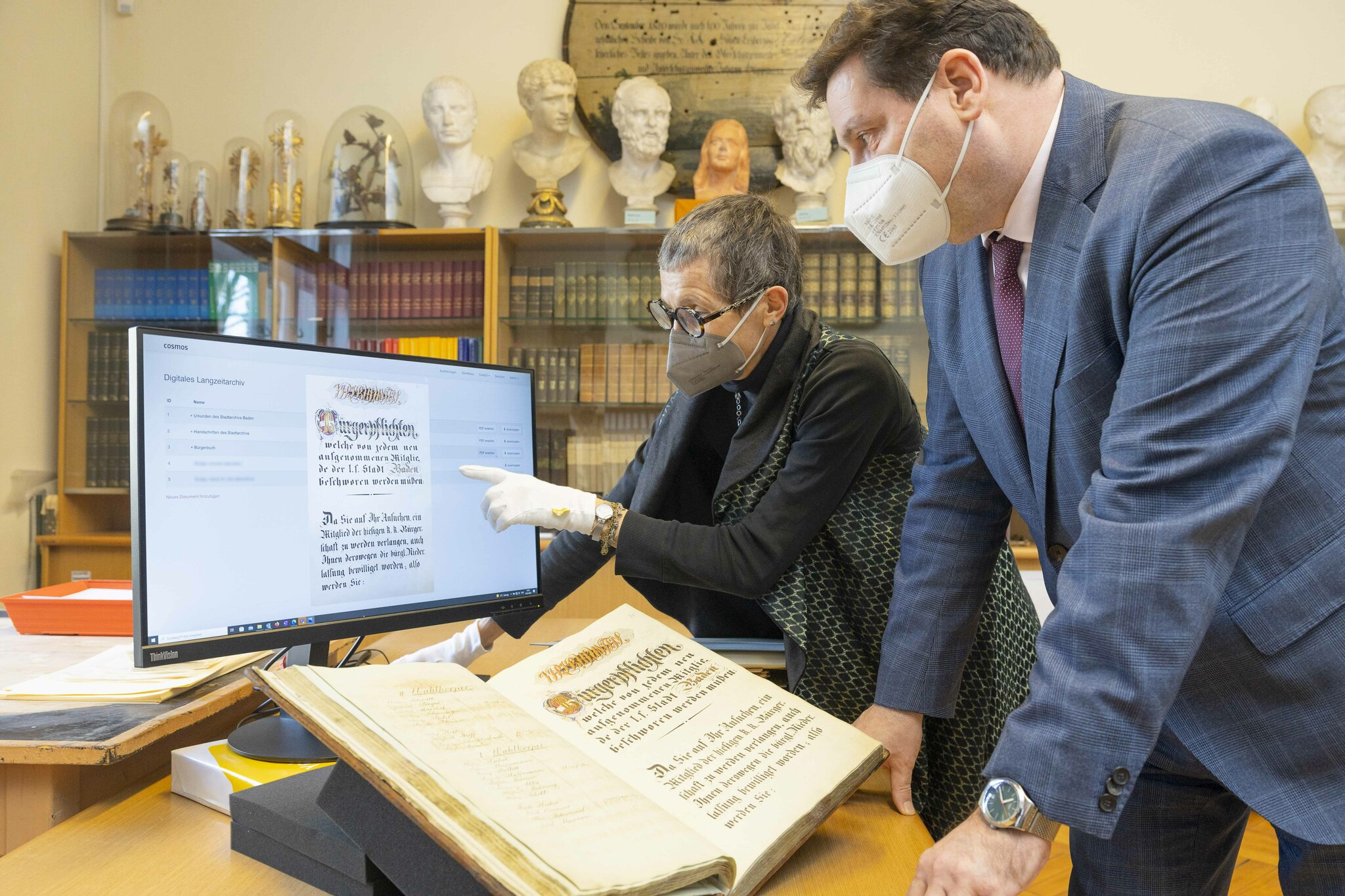 Badener Stadtarchiv wird digital:: Vergangenheit trifft Zukunft - Baden