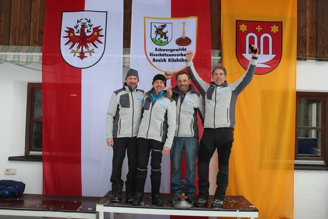 Neustart der Schwergewichtseisschützen: ESC Jochberg Bezirksmeister ...