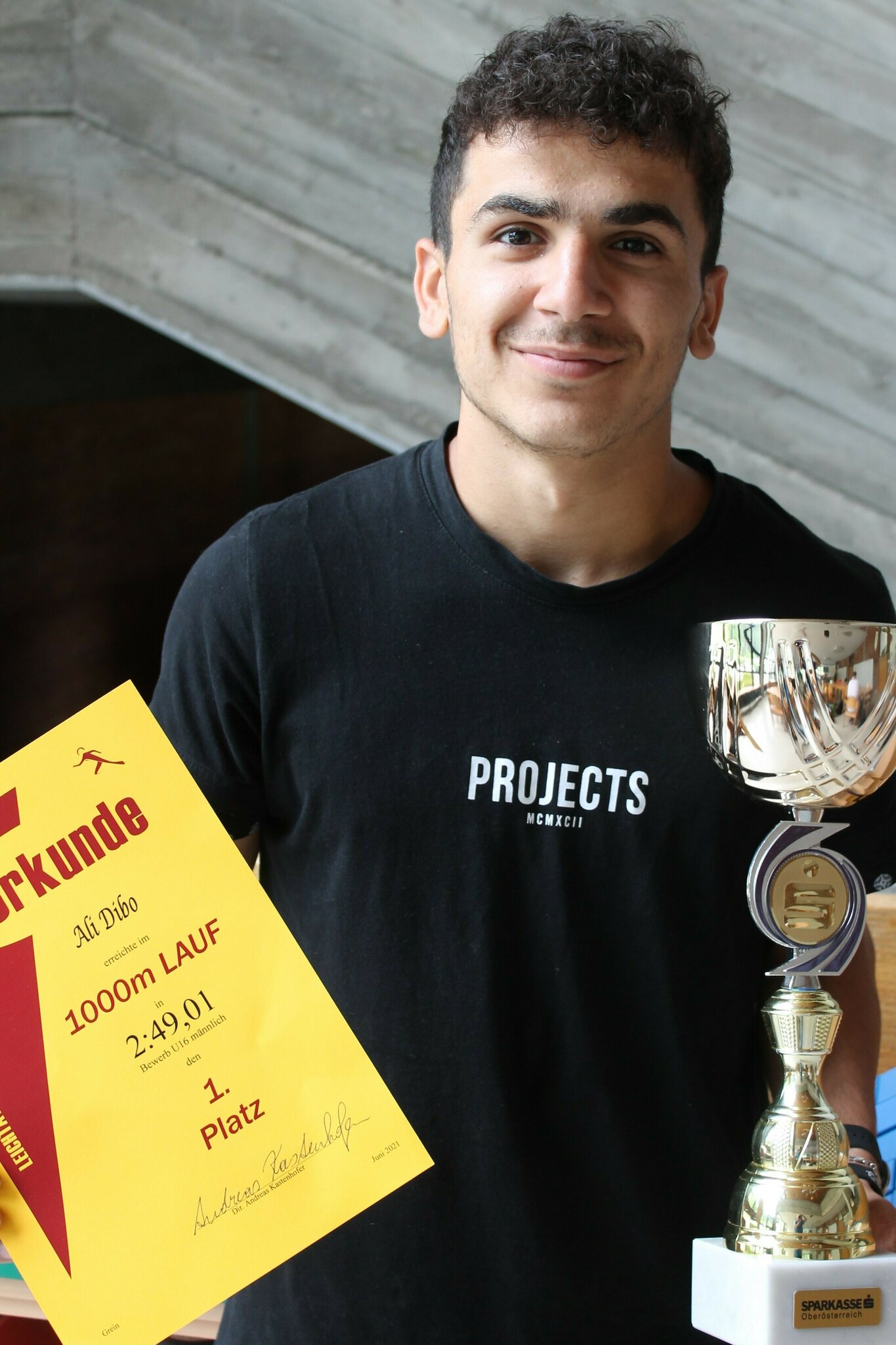 1.500 Meter: Dritter Platz für Ali Dibo bei Hallen-Landesmeisterschaft ...