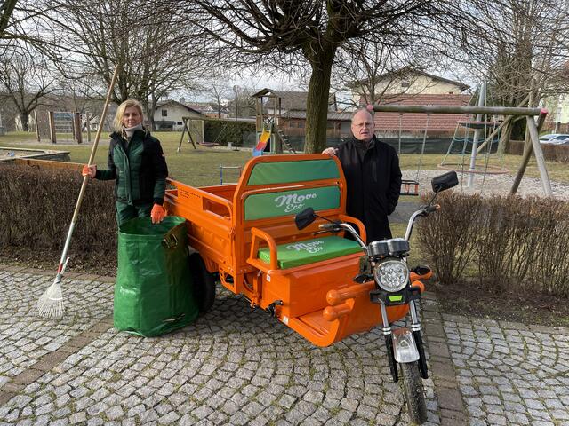 Umweltfreundliche Grünraumpflege mit dem Elektro-Lastendreirad - Pielachtal