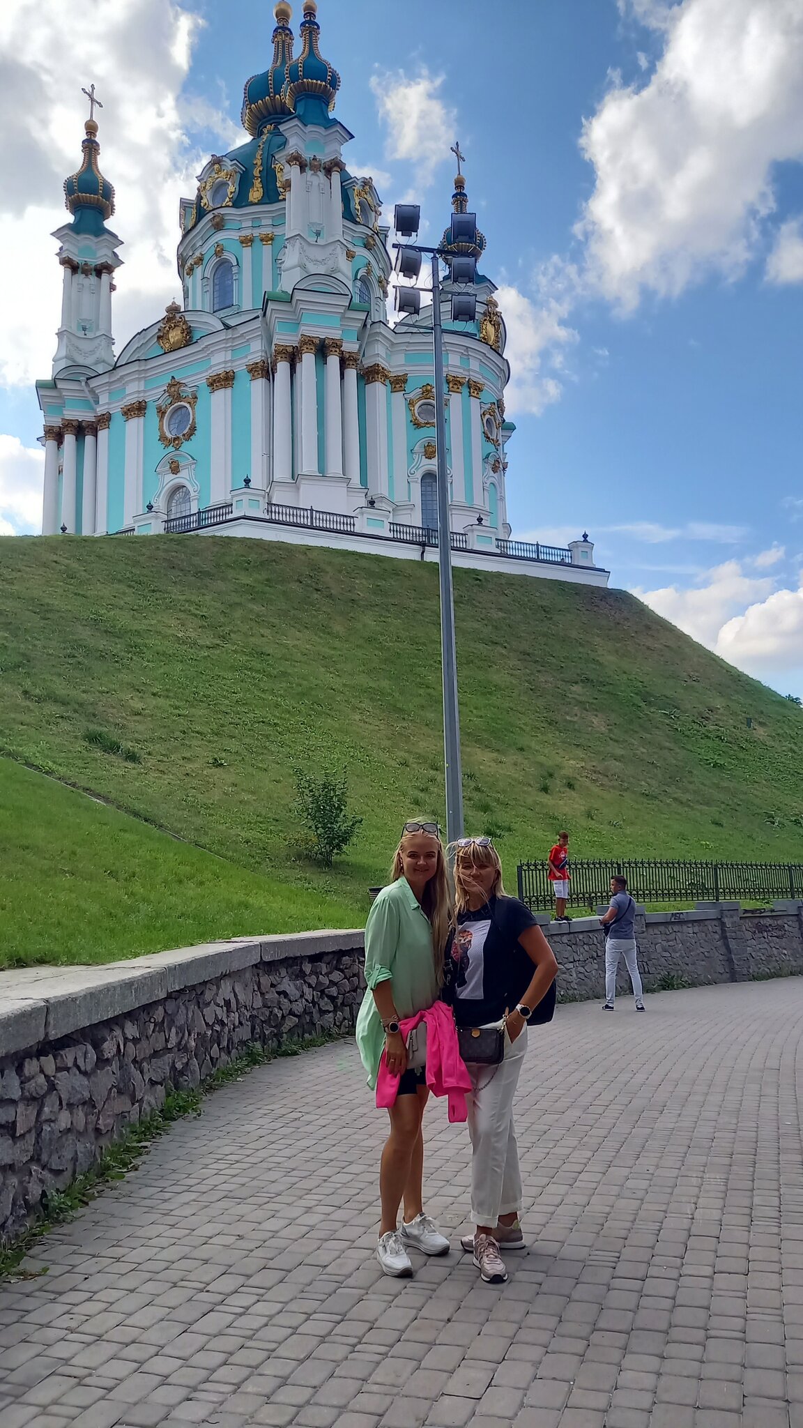 Krieg in der Ukraine: Alina Schuster organisiert Hilfe für ihre "alte ...