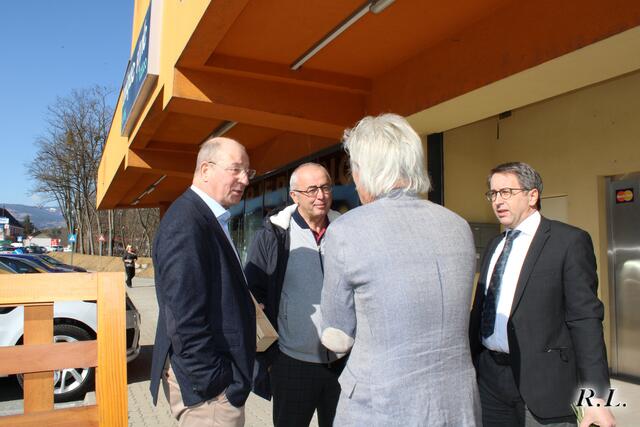 Charly Temmel Eis: Bildergalerie: Eröffnung Charly Temmel Eis mit Store und Café in Rosental ...