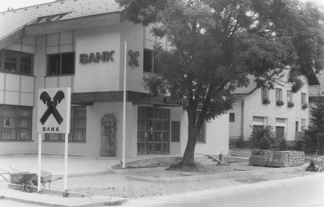 Damals & Heute: Raiffeisenbank Gablitz - Purkersdorf