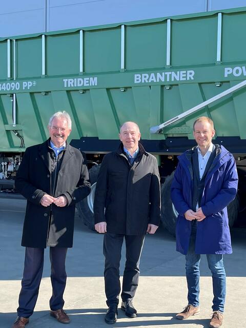 Besuch bei Brantner in Laa: Hallen- und Fahrzeugbauer optimistisch ...
