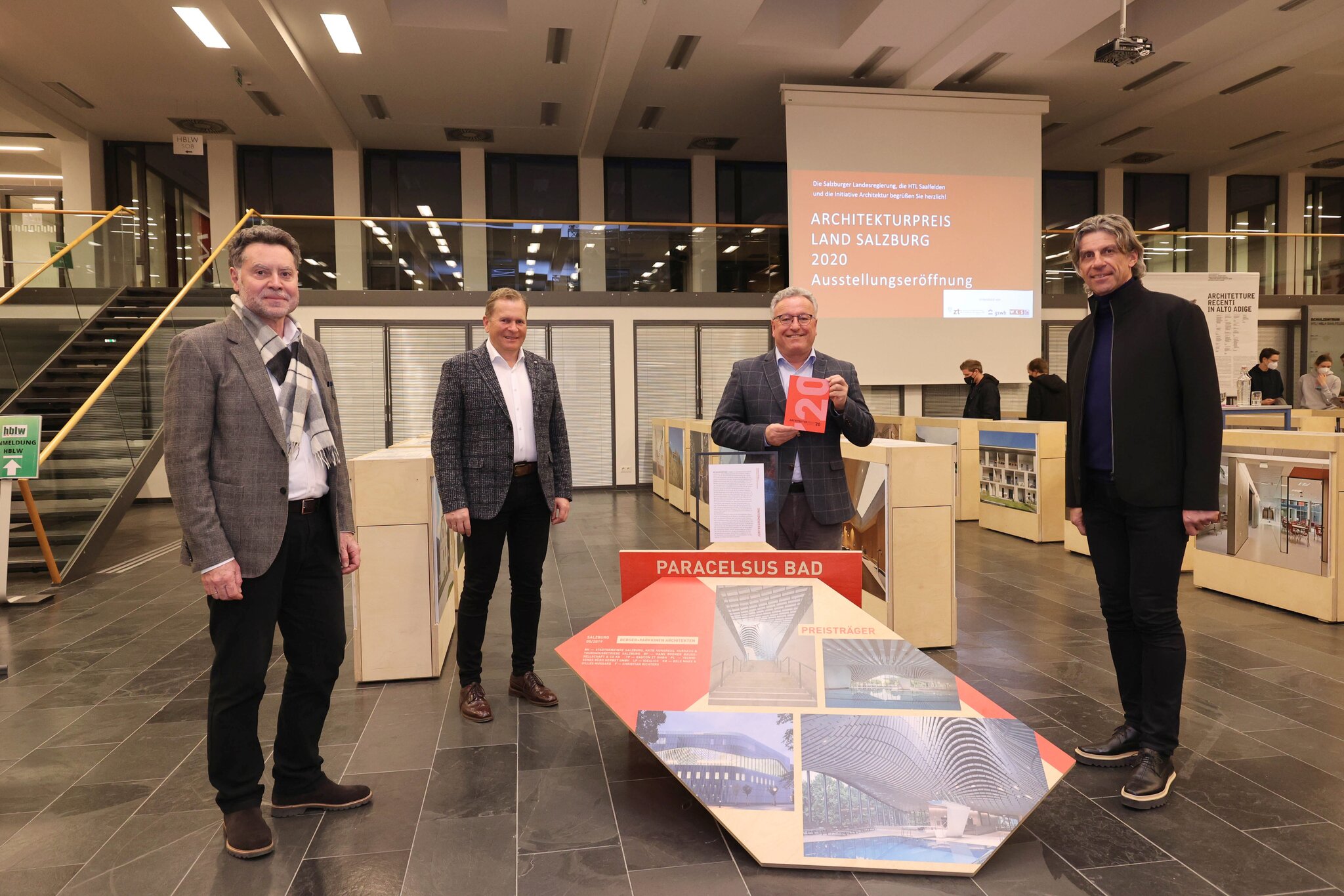 Ausstellung: Hochwertige Baukunst in der HTL Saalfelden erlebbar - Pinzgau