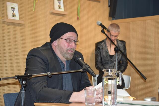 Mark A. Maier und Denise Beiler in Telfs: Musikalischer Leseabend mit ...