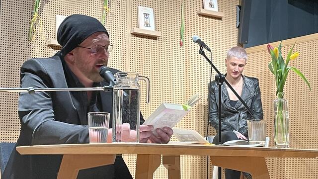 Mark A. Maier und Denise Beiler in Telfs: Musikalischer Leseabend mit ...