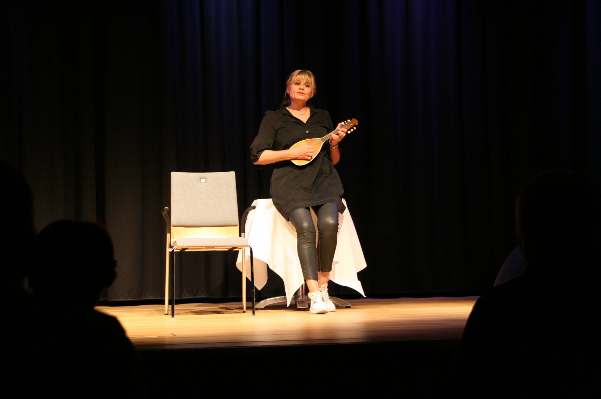 Bad Tatzmannsdorf: Kabarett „Vielseitig desinteressiert“ mit Eva Maria ...