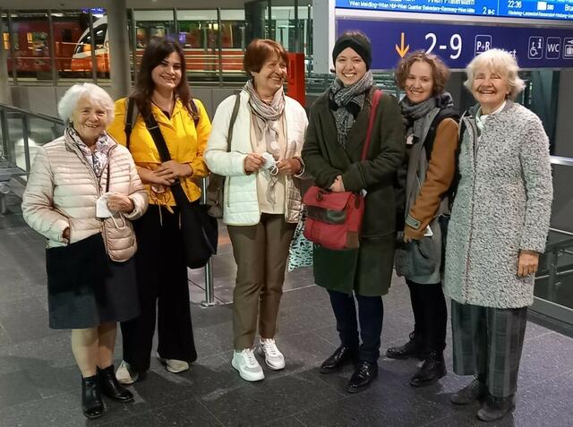 Dekanat Wiener Neustadt: Auszeichnung für langjährige Österreichisch ...