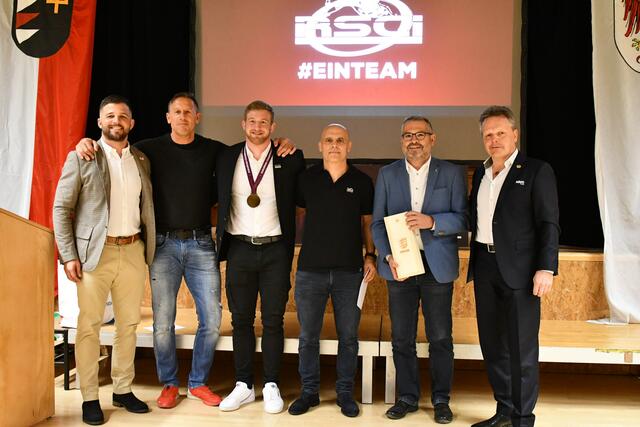 Großer Bahnhof für Daniel Gastl: EM Bronze gewürdigt
