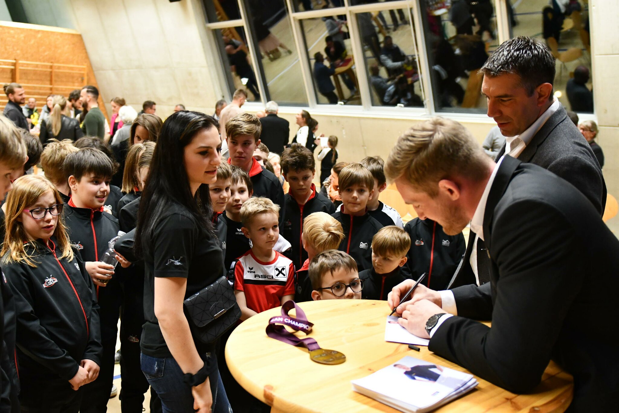 Großer Bahnhof für Daniel Gastl: EM Bronze gewürdigt
