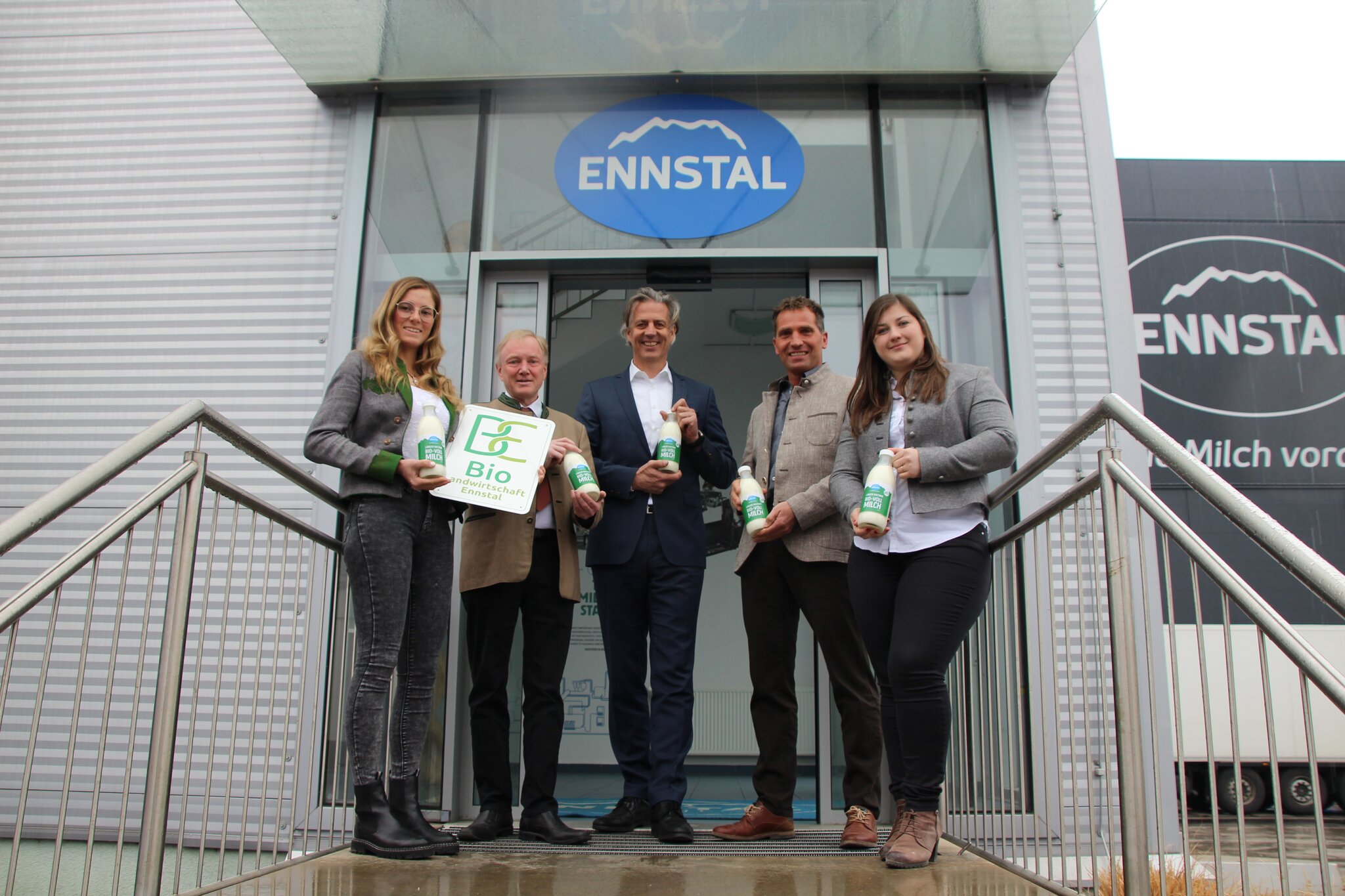 Neues Produkt: Ennstal Milch führt die Bio-Vollmilch in der Glasflasche ...