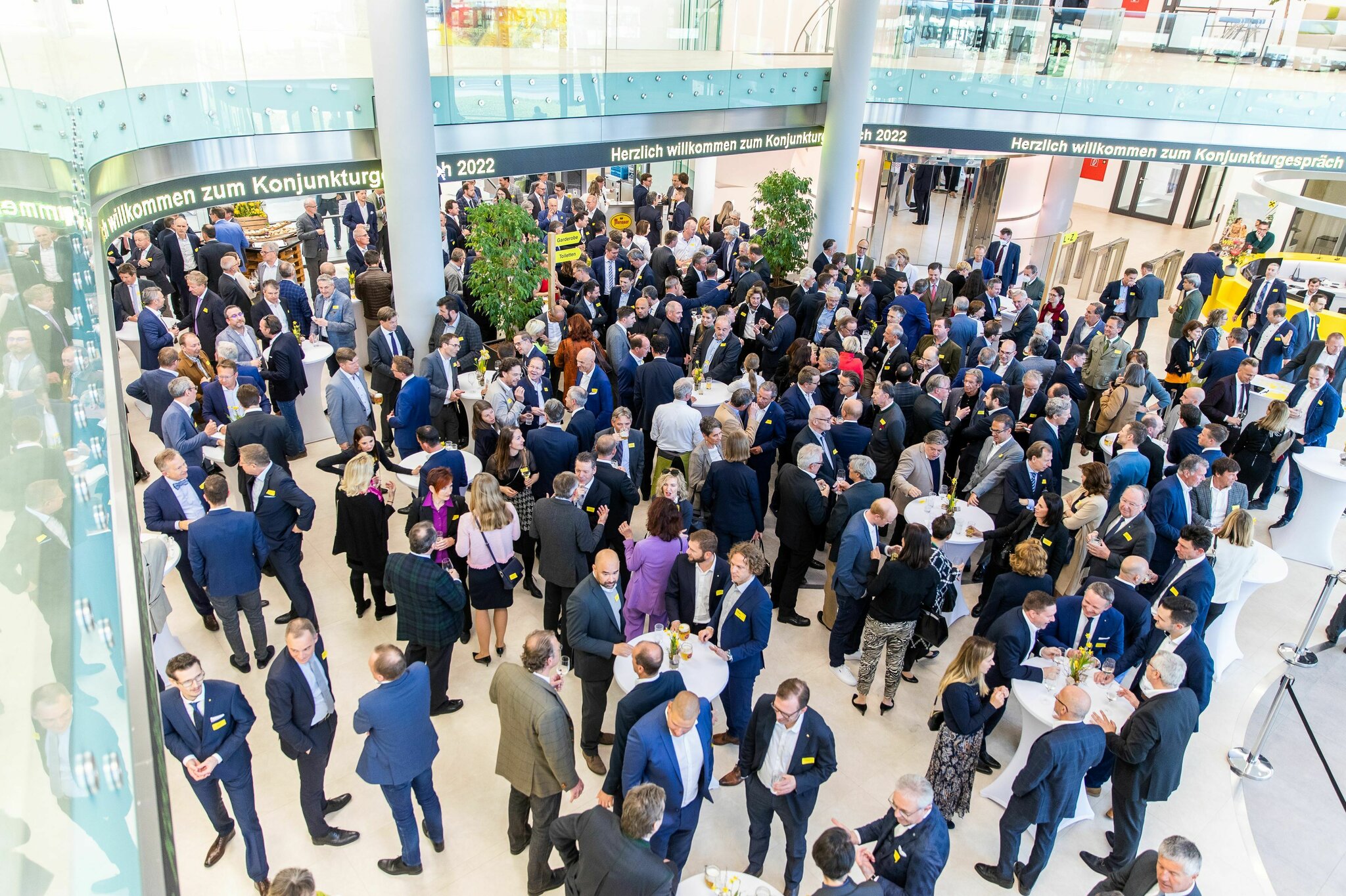 400 Gäste in Raaba-Grambach: Konjunkturgespräche über Wirtschaft in ...