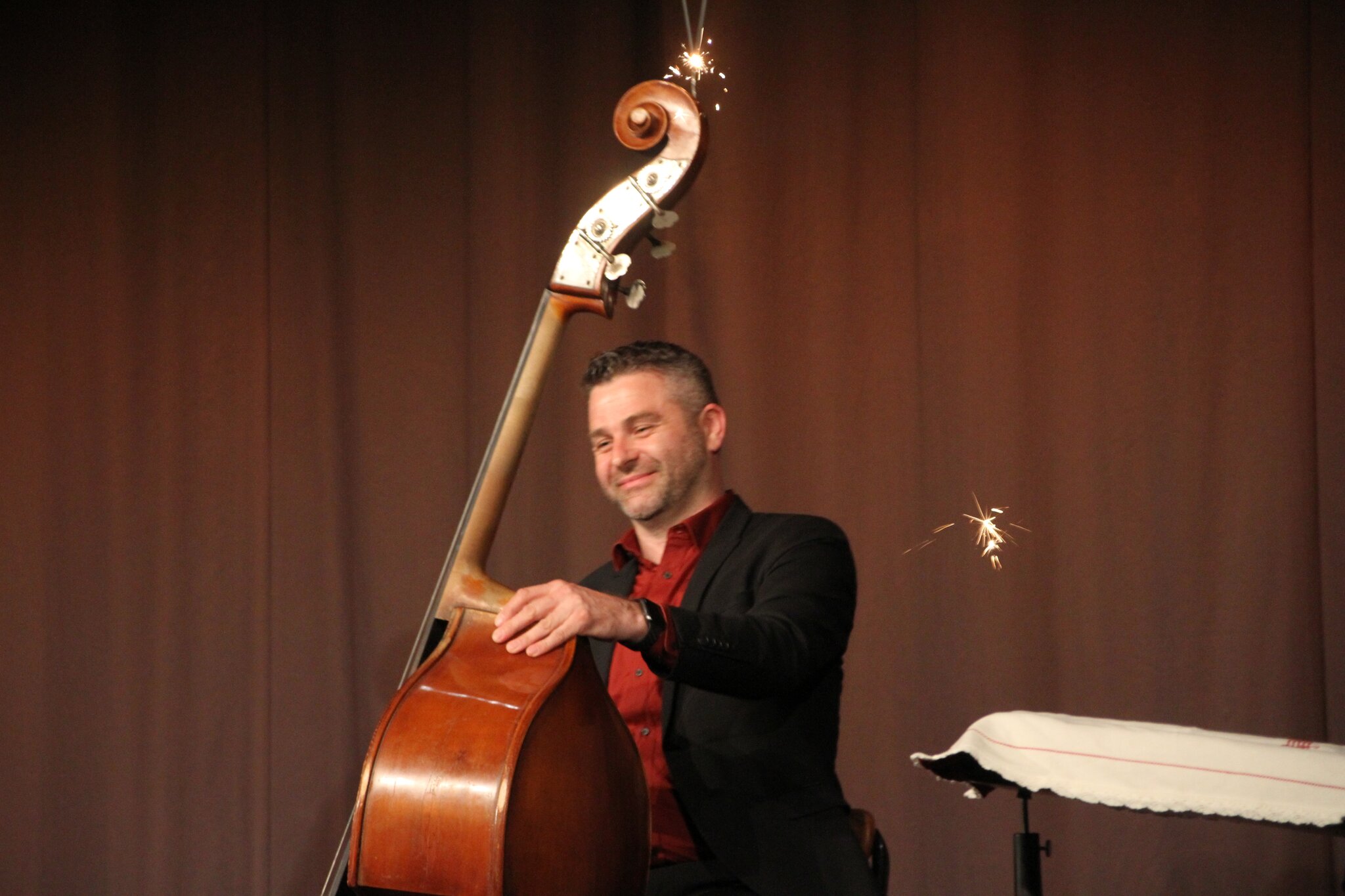 Saitenmusik-Konzert: Funkenflug in der Saitenmusik - Flachgau