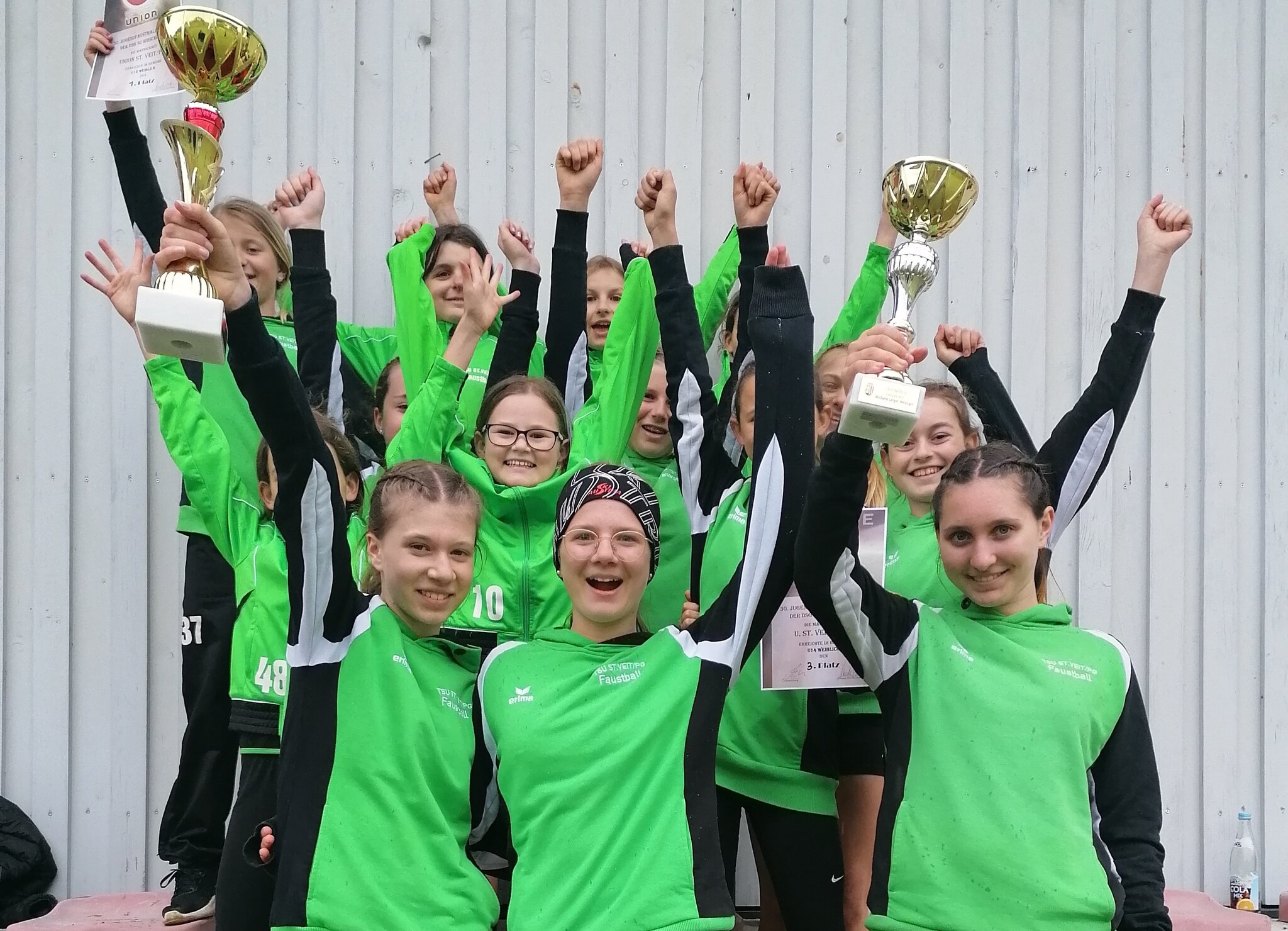 Nachwuchs-Faustball: St. Veiterinnen holen im Mühlviertel den ...