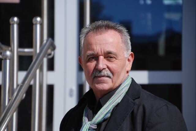 EMS Strasshof in Gänserndorf - Thema auf meinbezirk.at