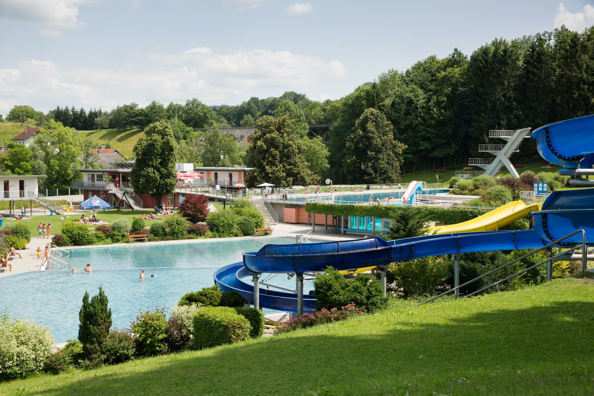 Freibadsaison startet bei Schönwetter am 14. Mai: Der Badespaß kann ...