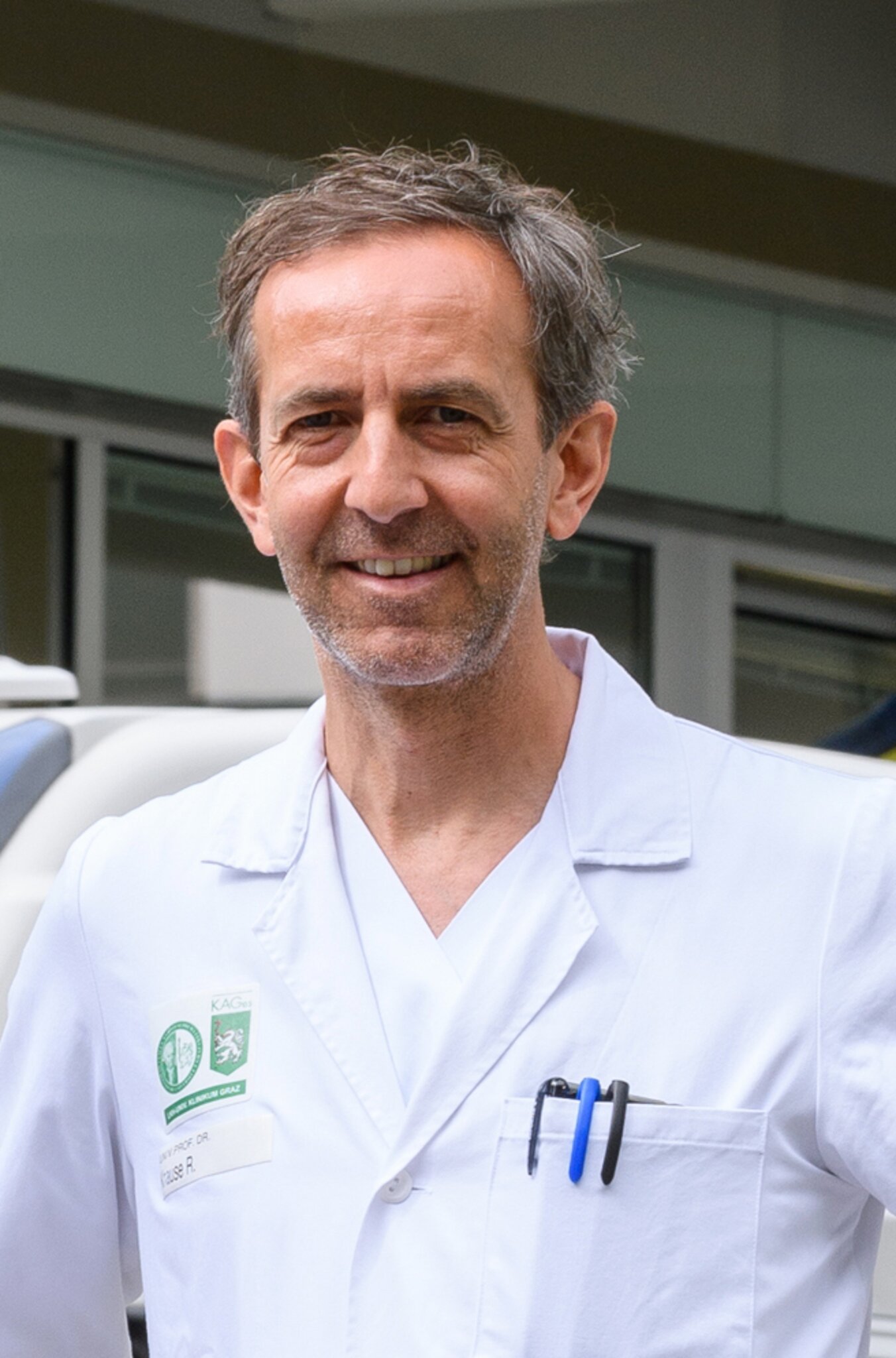 Innere Medizin und Infektiologie: Robert Krause zum Professor berufen ...