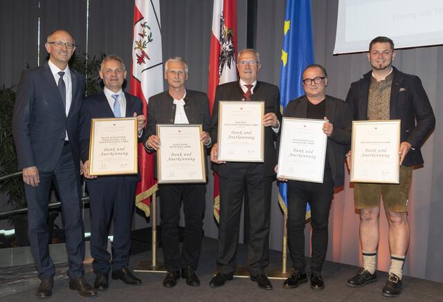 Bezirk Kufstein: Fünf Traditionsbetriebe für große Verdienste geehrt ...
