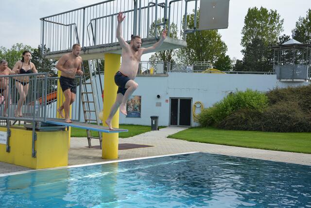 Die Badesaison im Mistelbacher Freibad ist eröffnet - Mistelbach