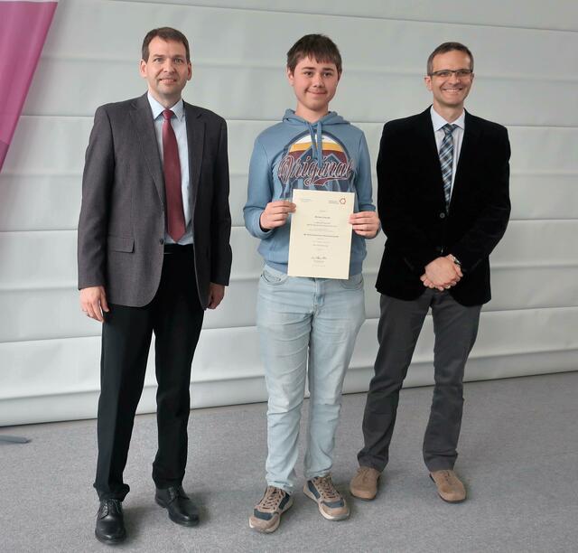BG/BRG Neunkirchen bei Chemie-Wettbewerb: Landeswettbewerb der 48 ...