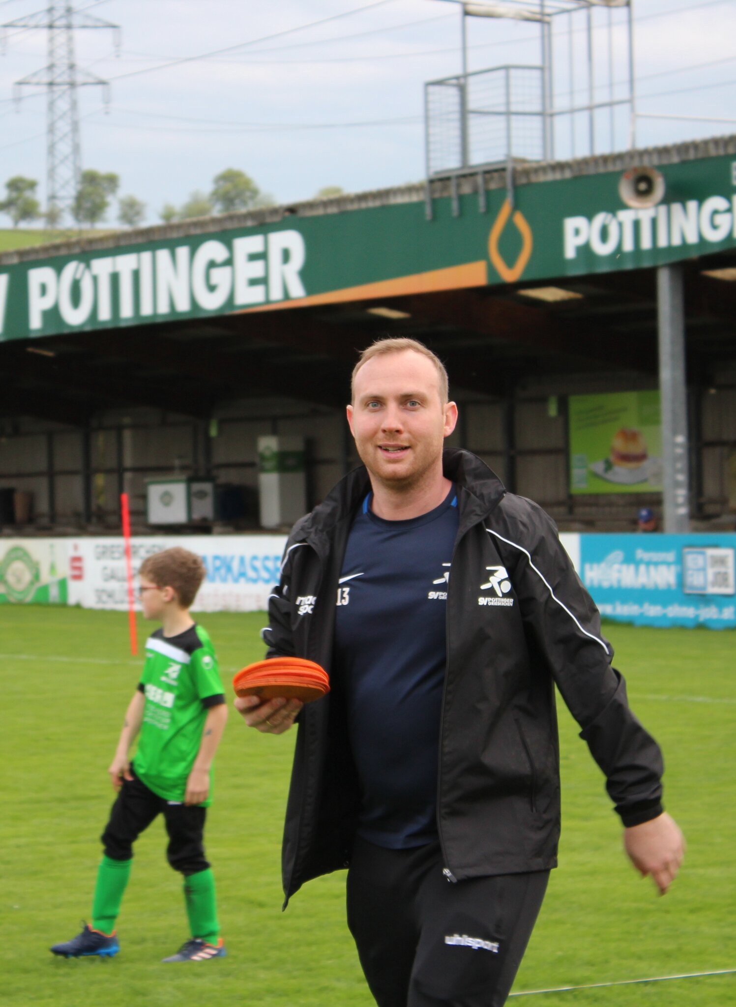 Nachwuchstrainer: Daniel Heinle vom SV Grieskirchen für Supercoach ...