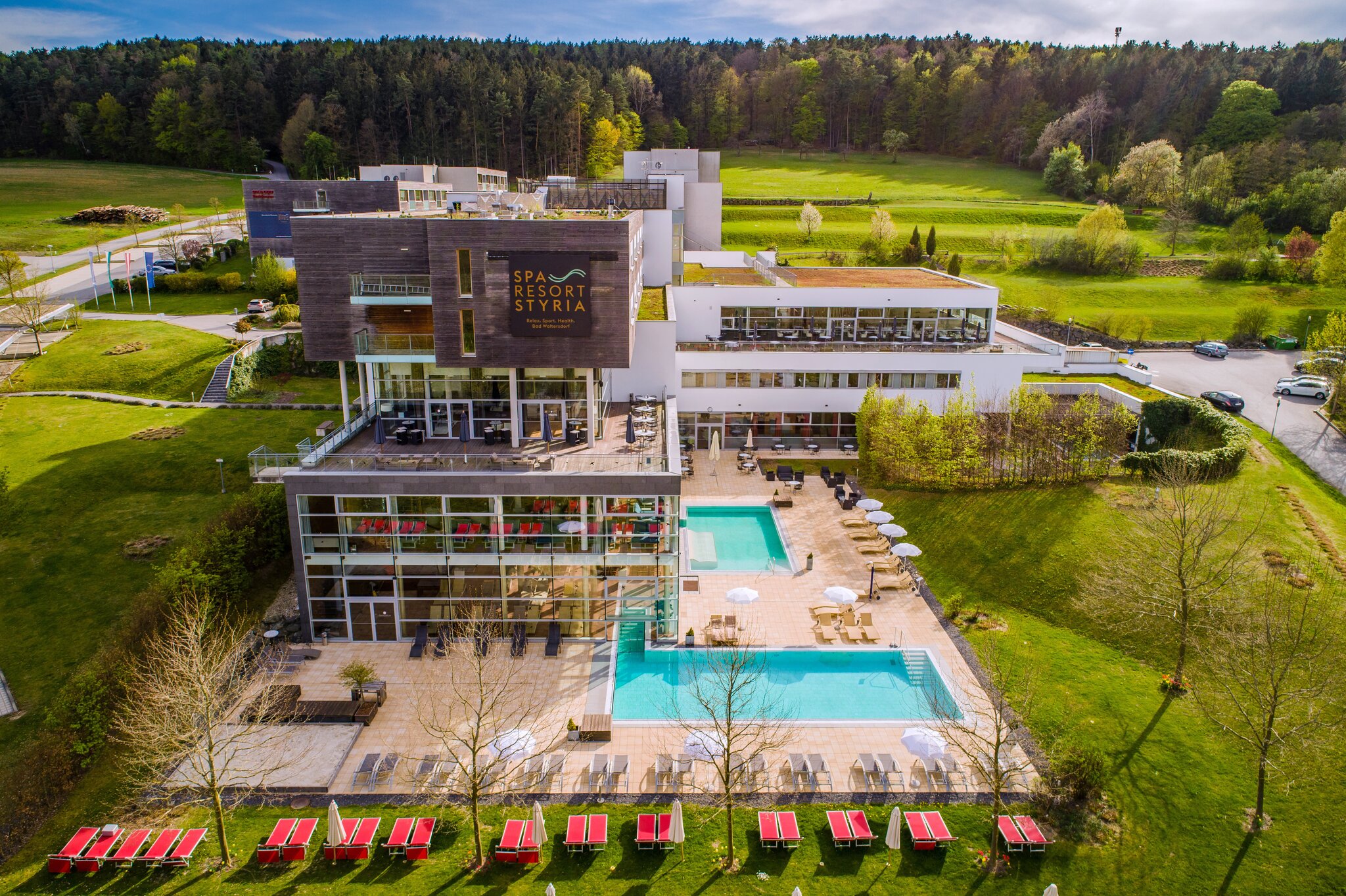 Arbeitgeber der Region: #Erfolgswelle im Spa Resort Styria - Hartberg ...