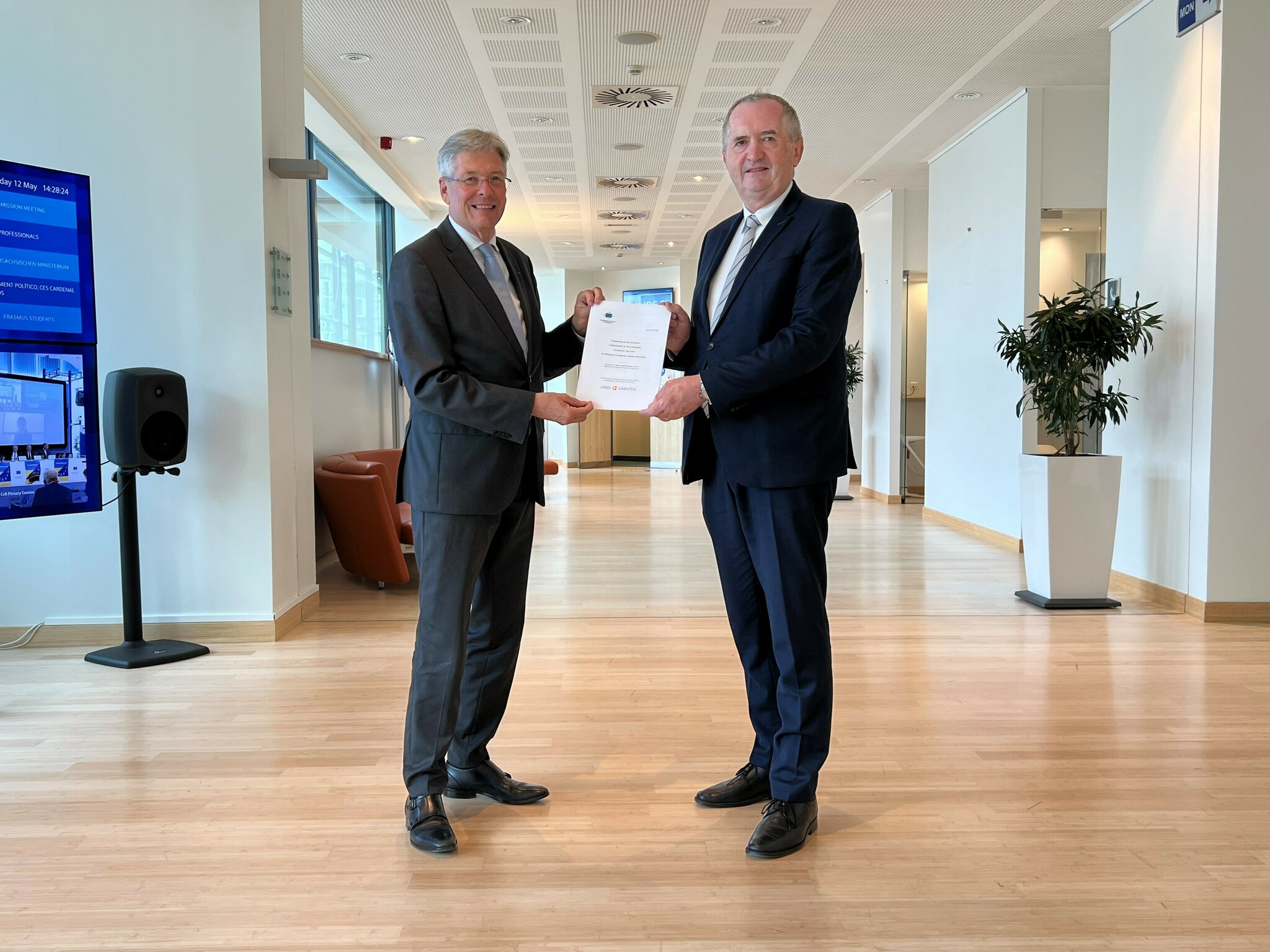 Halbleiter-Produktion: Kaiser: “Infineon ist der europäische Leuchtturm ...