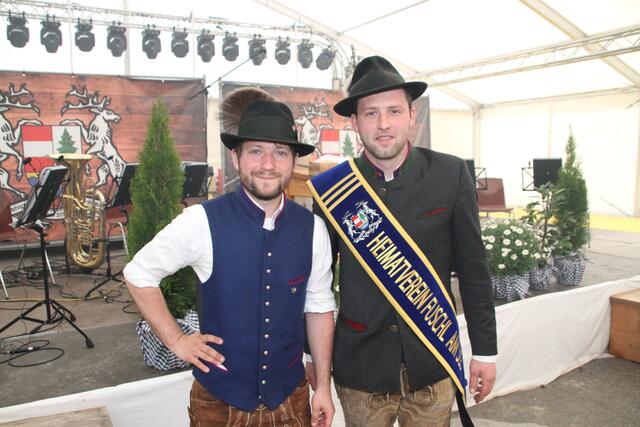 Gründungsfest Heimatverein: Junge Trachtler beleben den Ort - Flachgau