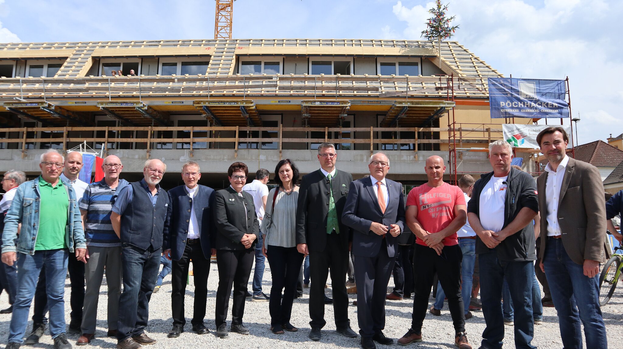 Krummnußbaum: Gleichenfeier für die neuen Wetgruppe-Wohnungen - Melk