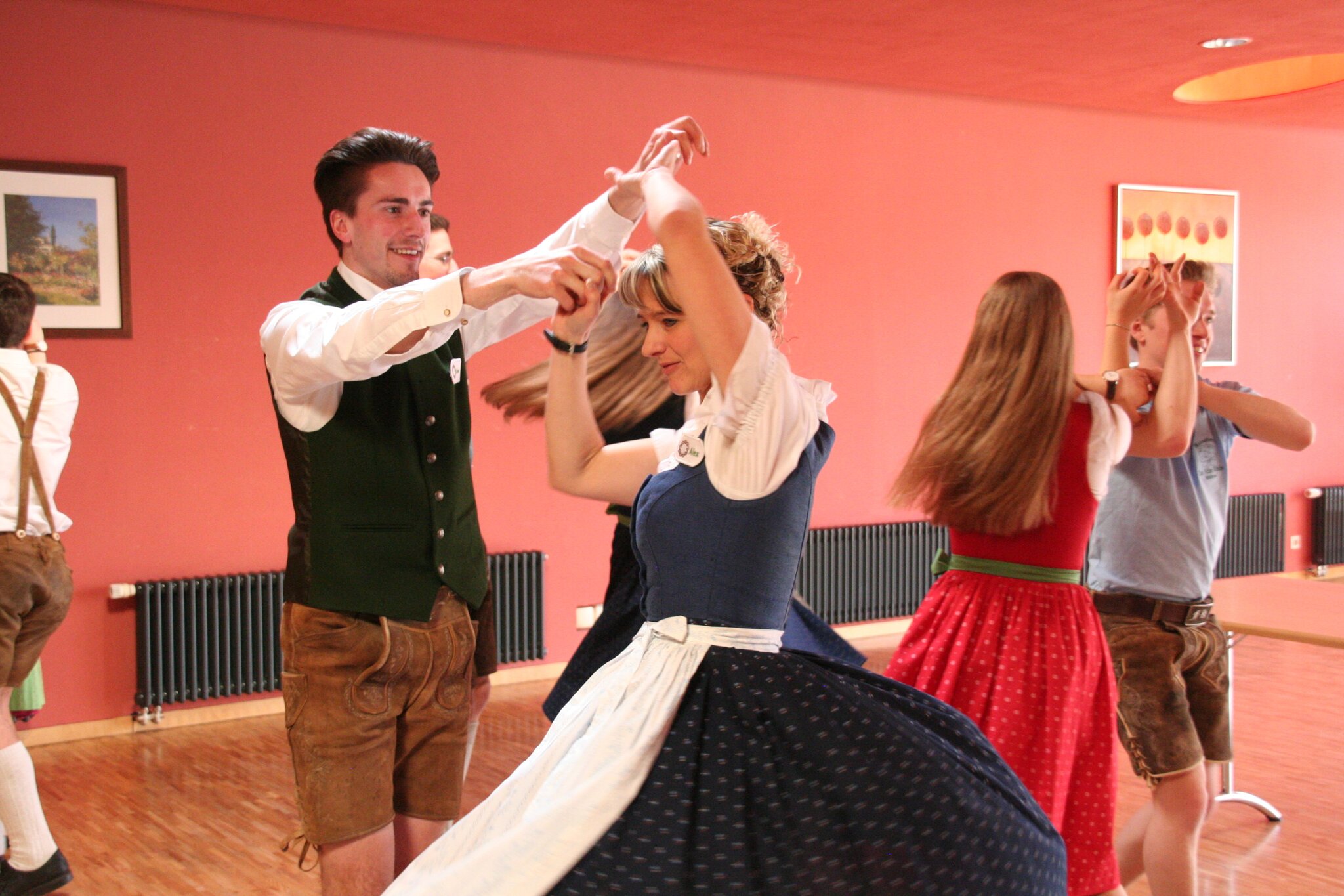 Salzburger Heimatvereine - Volkstanz: Referat Volkstanz seit einem Jahr ...