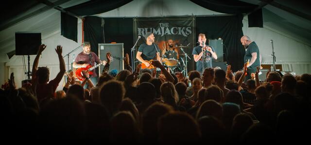 Punk Verein Austria: Wie die "Familie" den heimischen Punkrock rettet ...