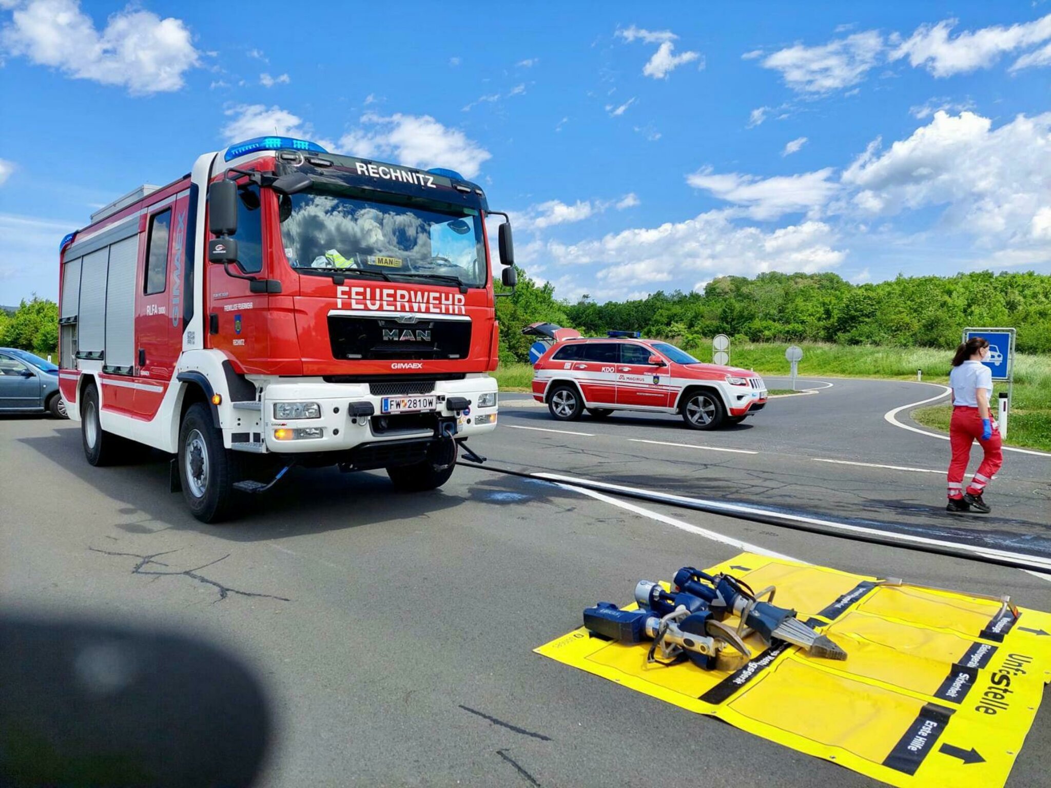 Verkehrsunfall in Rechnitz: Zwei Autos kollidierten auf der B56 - Oberwart