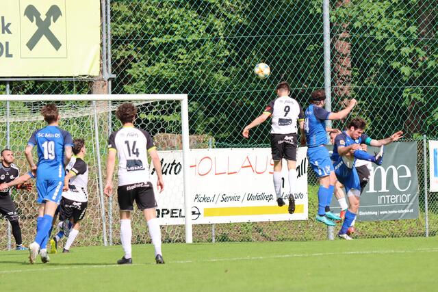 Mils kann weiter hoffen: Mit einem Kantersieg gegen Zams wahrte der SC ...