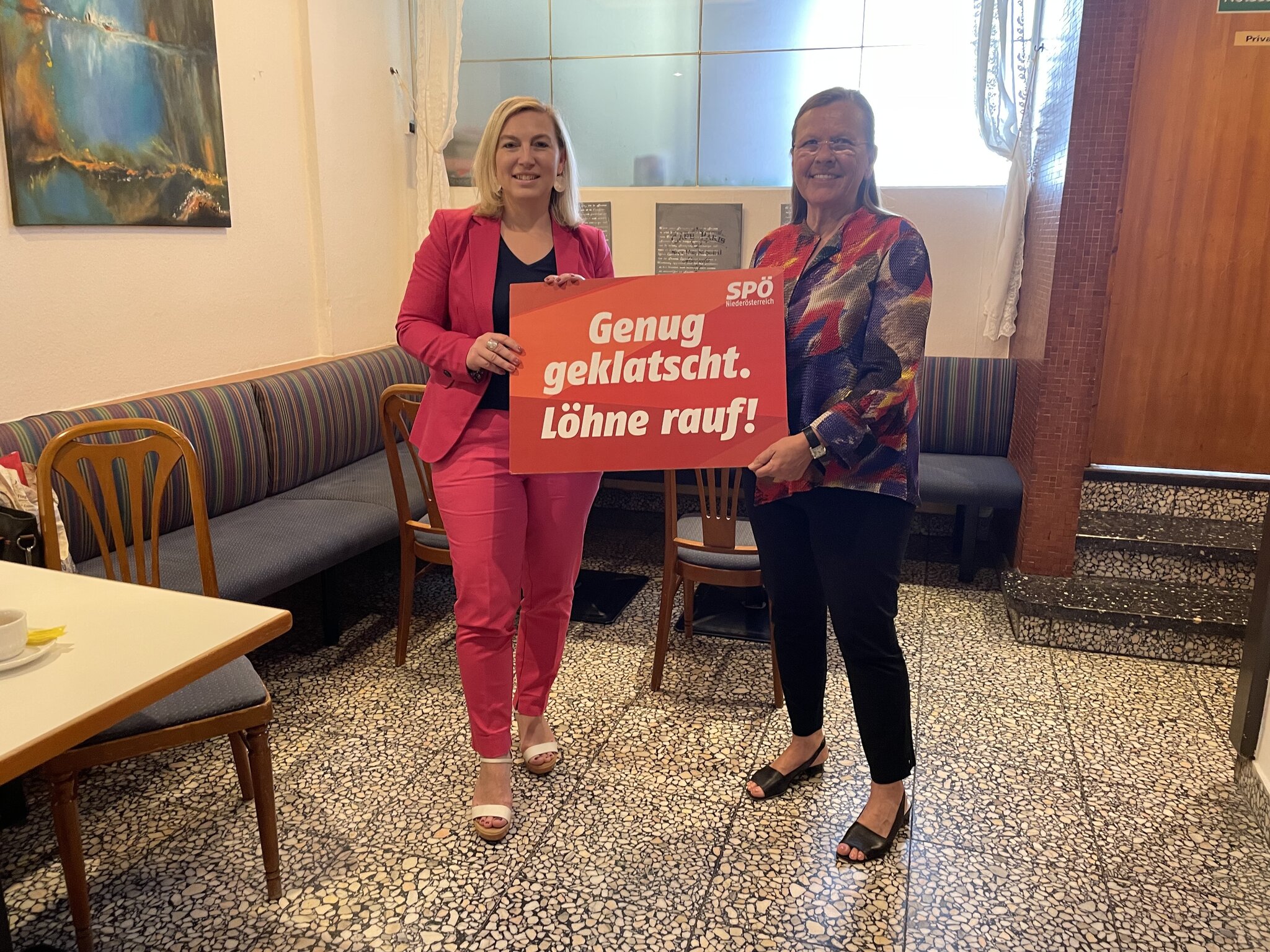 SPÖ präsentiert PflegPROgramm: "Ein Bett alleine pflegt dich nicht" - Tulln