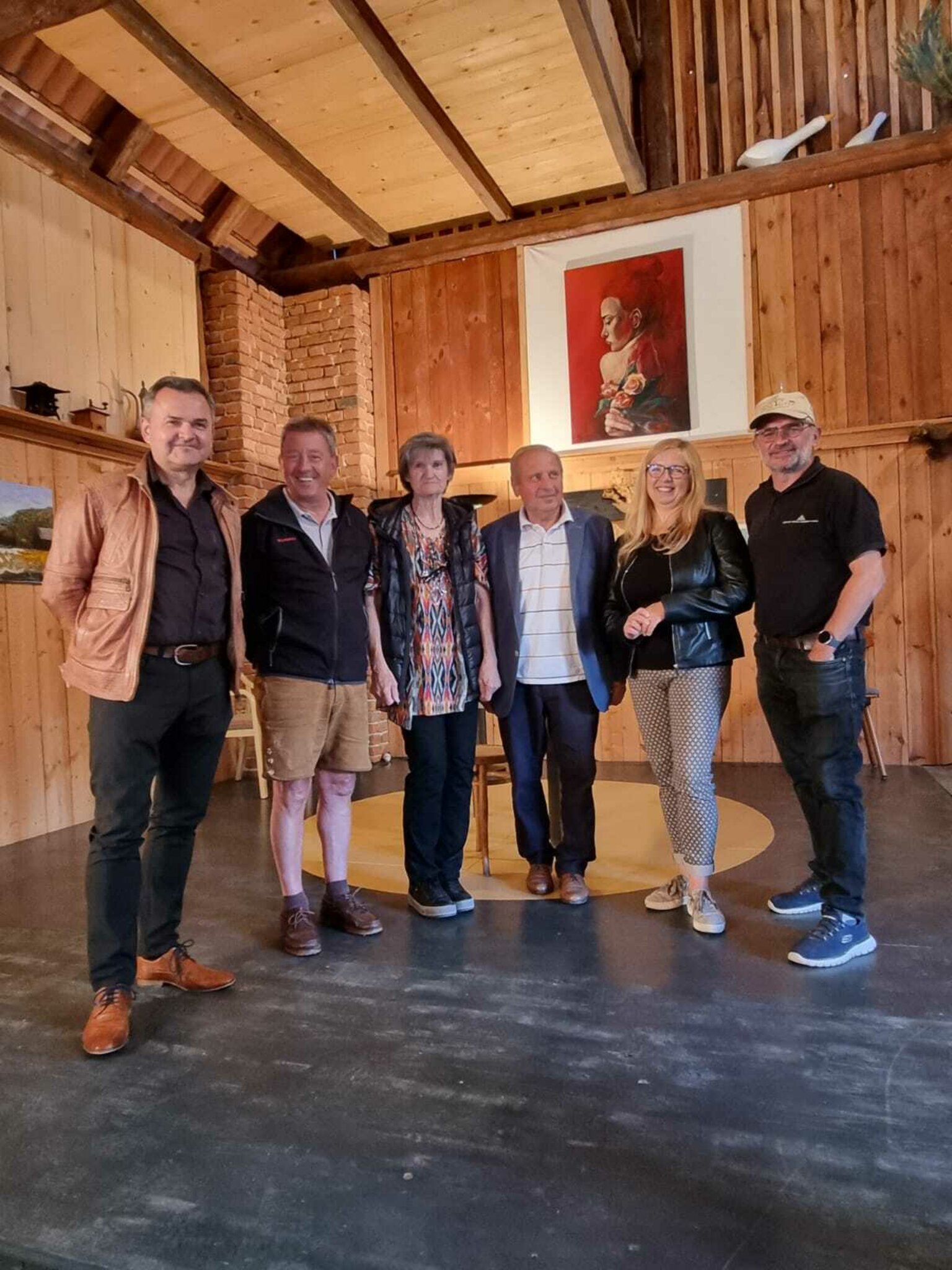 Benefiz im Stadl in Pilgersdorf: Künstler für den guten Zweck - Oberpullendorf