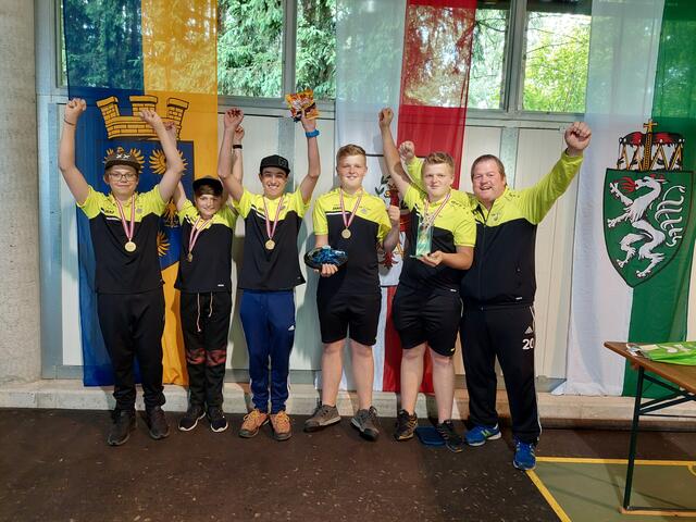 SBF Pflach Stocksport: U14-Team krönt sich zum Staatsmeister - Reutte
