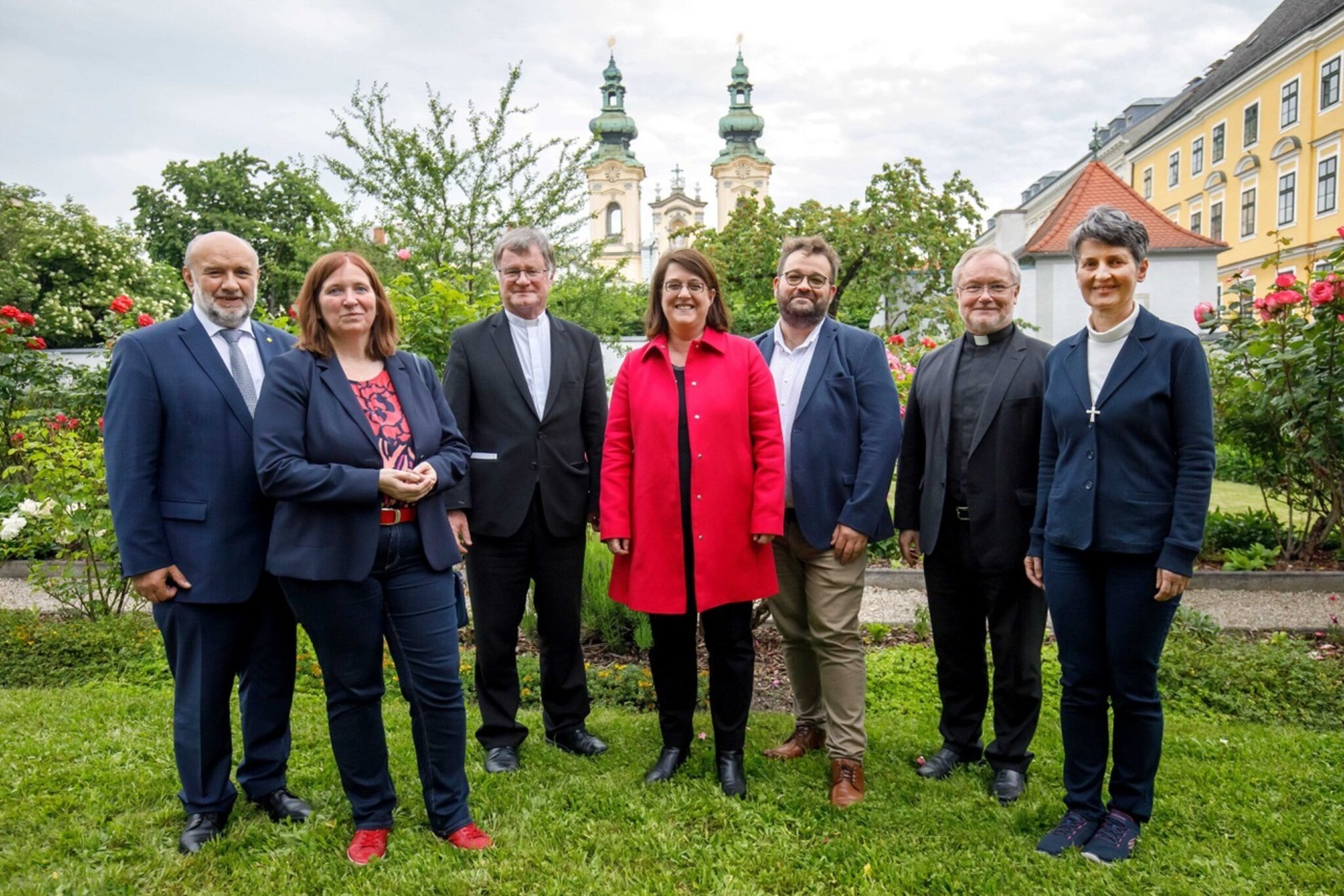 Neue Leitungskonferenz vorgestellt: Medienempfang von Bischof Scheuer ...