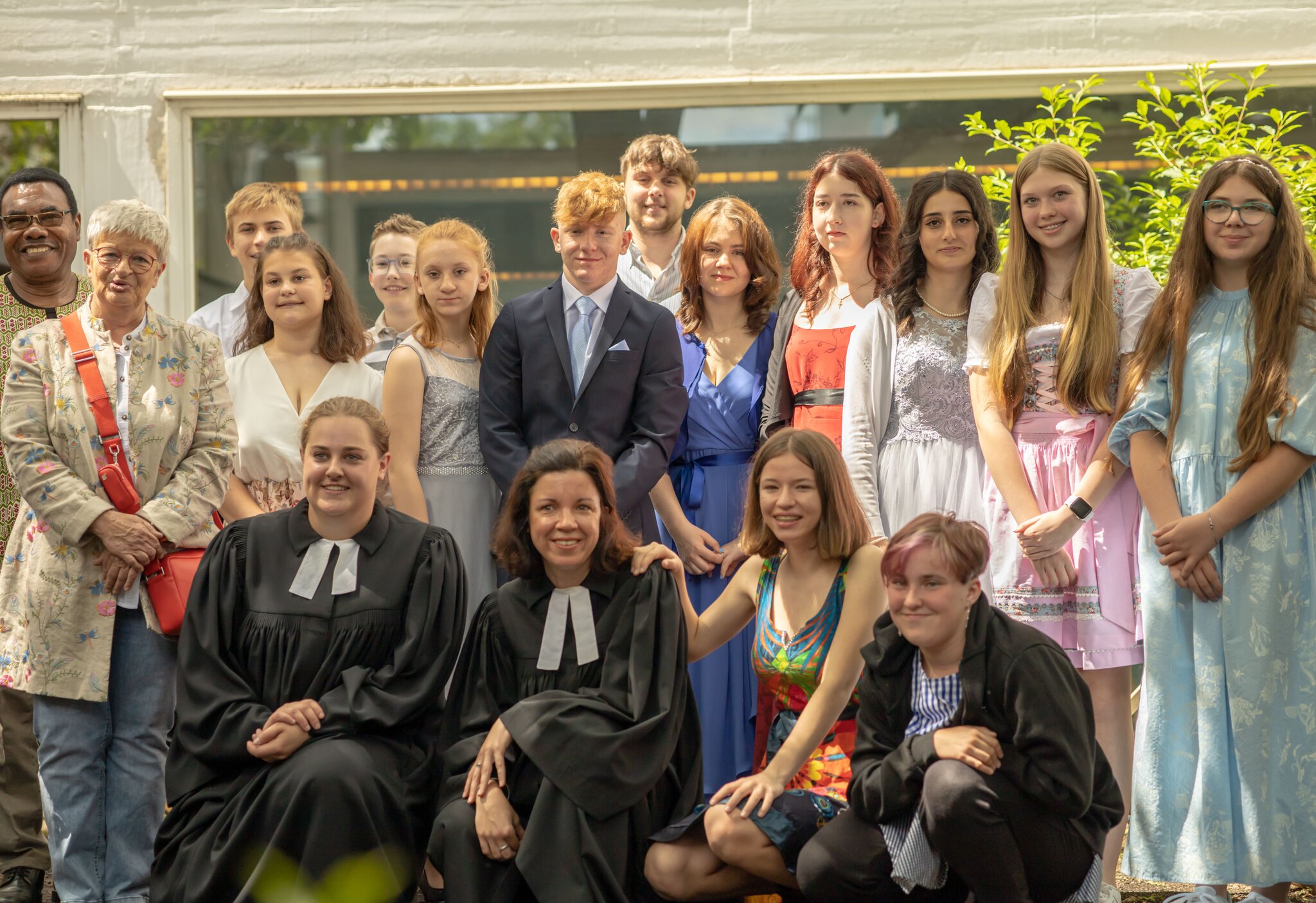 Glaubenskirche: 10 Konfis sagten „Ja“ - Simmering